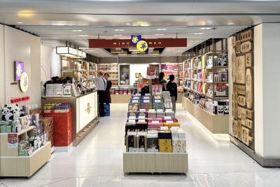 Lotus Seed Paste Mooncake (2 Yolks) (4 pcs) with free gift Chinese ...